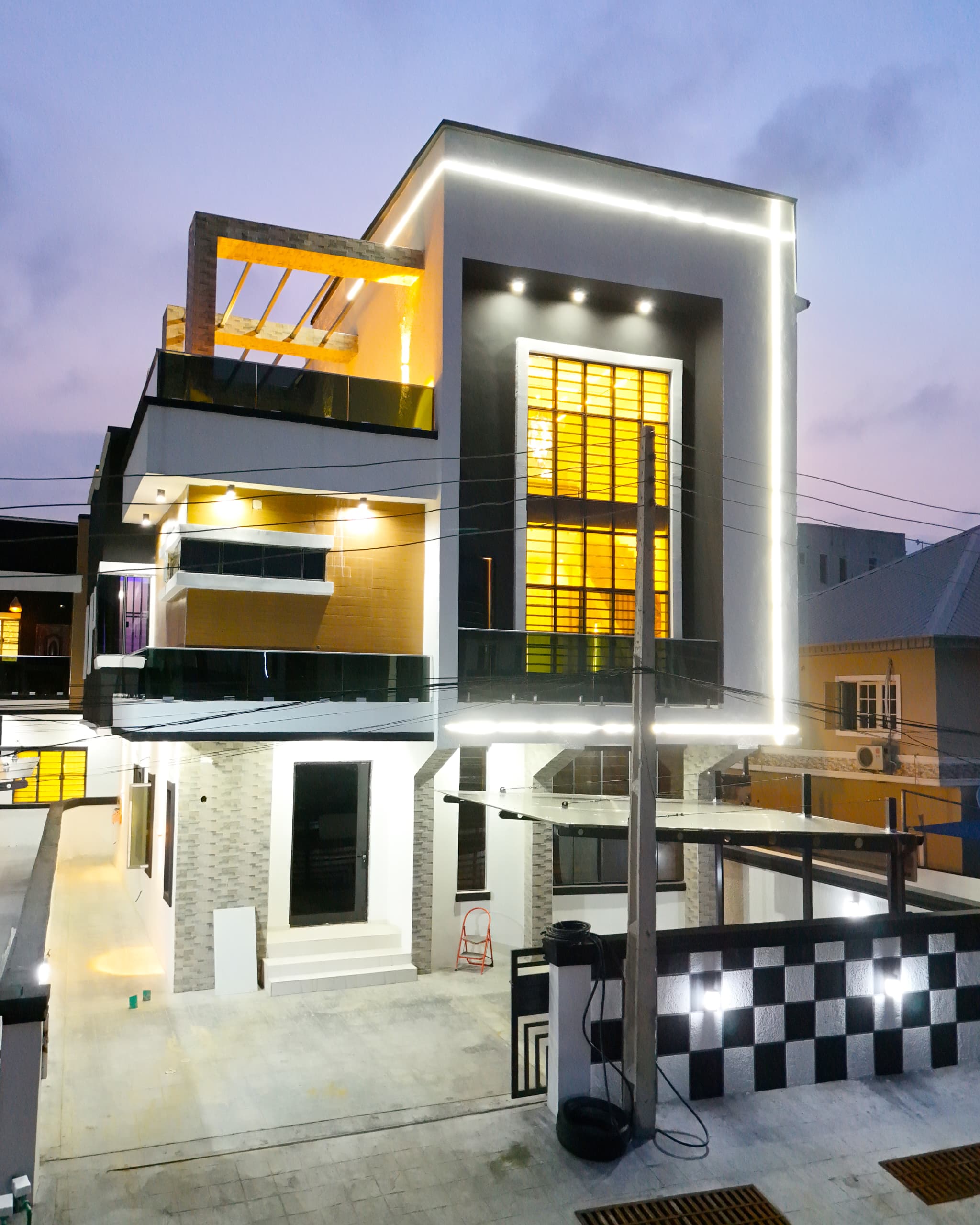Exclusive: N400M Fully Automated 6-Bedroom Smart Duplex + Penthouse in ...